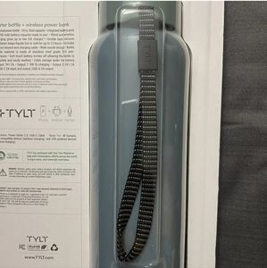 TYLT | Kitchen | Tylt 2 Hour Hotcold Water Bottle Qi Wireless Power Bank 24oz | Poshmark